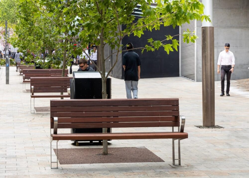 Benefits of Stainless Steel in Street Furniture - StraBe