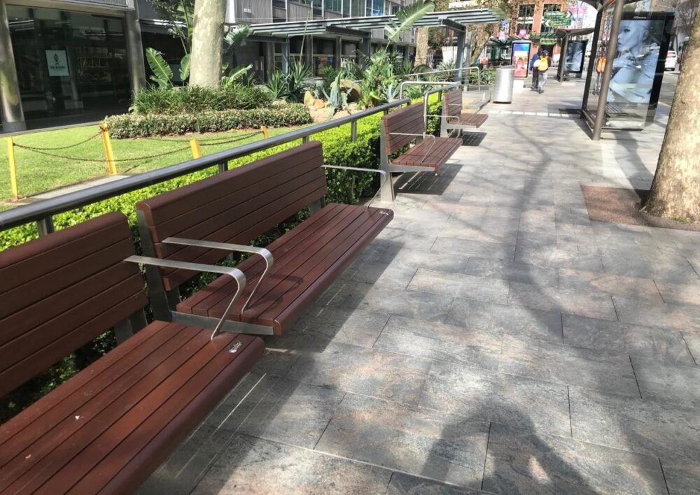 Benefits of Stainless Steel in Street Furniture - StraBe